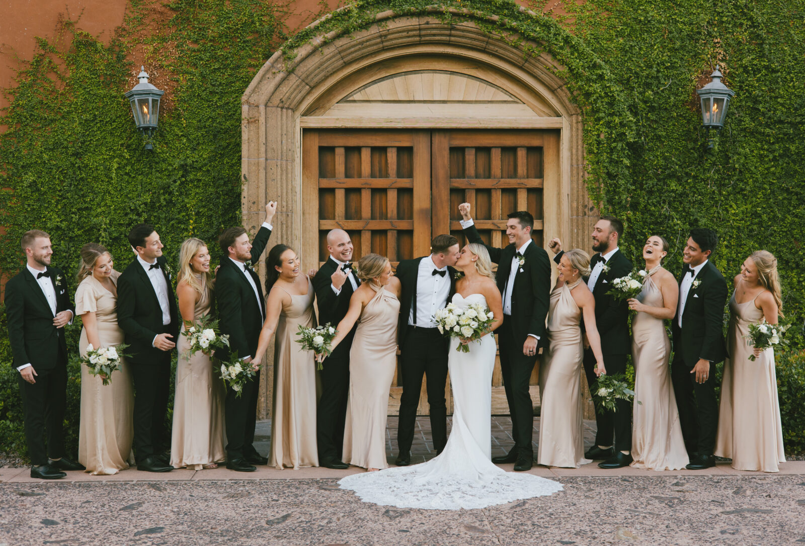 Perfect Wedding Day Timeline | How To Guide - jaidynmichele.com
